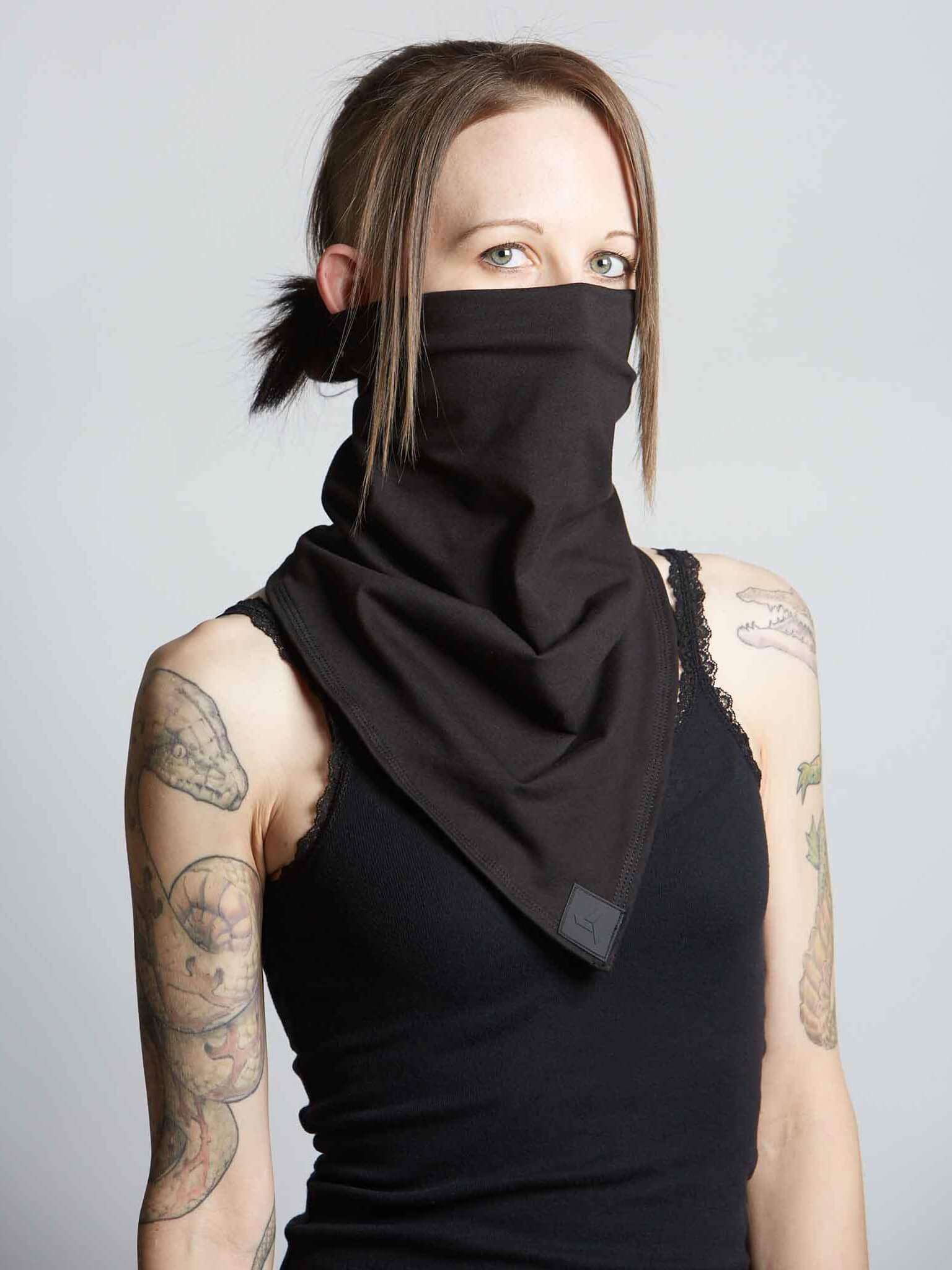 Bandit Gaiter: Breathable Neck Gear for Cyberpunk Style – Crisiswear
